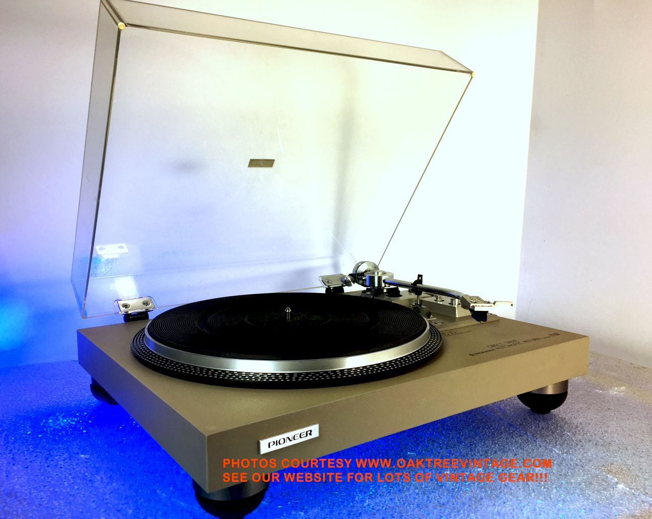 Vintage PIONEER Stereo Turntables – Reference / Photo Gallery